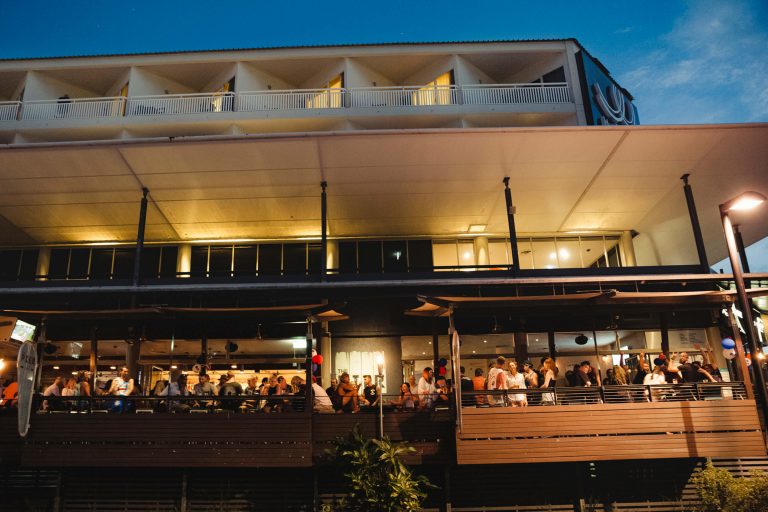 Backpacker's Guide To Cairns' Nightlife | Cairns & Great Barrier Reef