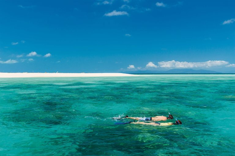 Sand Cays To Visit | Cairns & Great Barrier Reef